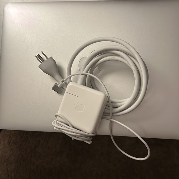 Apple | Computers, Laptops & Parts | 5th Generation Of Apple Mac Laptop ...